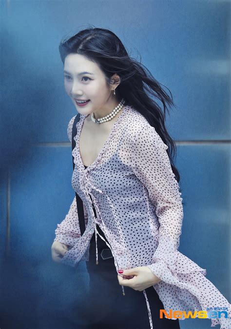 레드벨벳 조이 시크한 넘사벽 매력 포토엔hd 손에 잡히는 뉴스 눈에 보이는 뉴스 뉴스엔