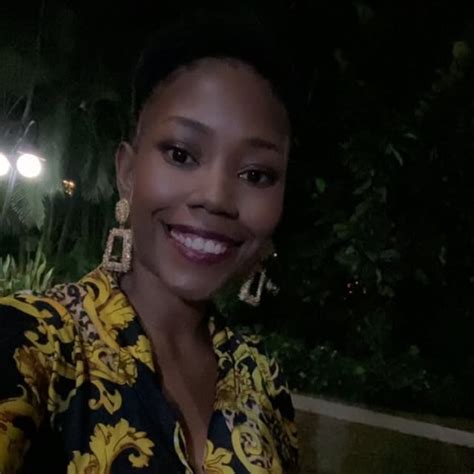 𝓜𝓮𝓻𝔂🌻 Lilyann20 • Threads Say More