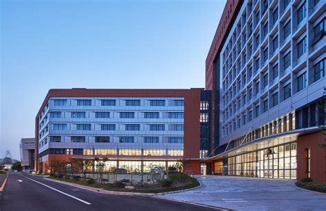 上海工程技术大学