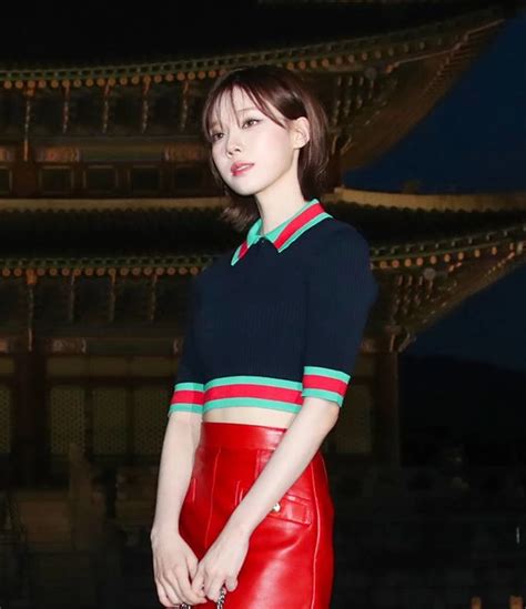 패션엔 에스파 윈터 오늘 레전드 경복궁 빛낸 치명적인 패션쇼 나들이룩