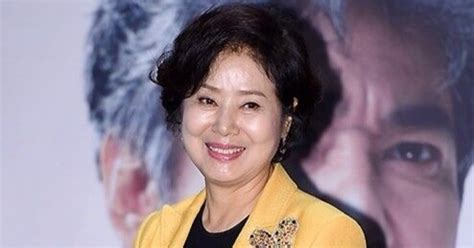 선우용여 女 연예인 최초 혼전임신 부모 반대에 남편과 호텔行 [옥문아]