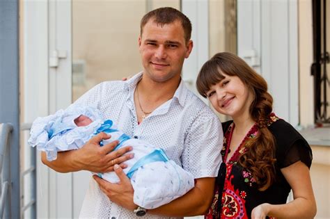Выписка из роддома и документы в Молдове — Semia Md