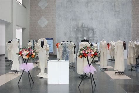 美术与设计学院举办2016级服装与服饰设计班立体剪裁课程作业展 湖南理工学院新闻网