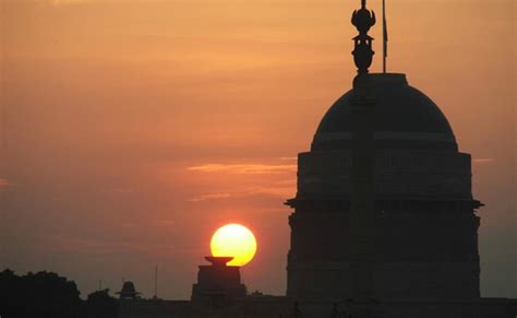 Delhi Records Highest Minimum Temperature In April At 256 Celsius In 3