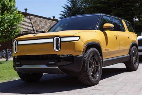 Rivian R1s Range Boosted By New Battery
