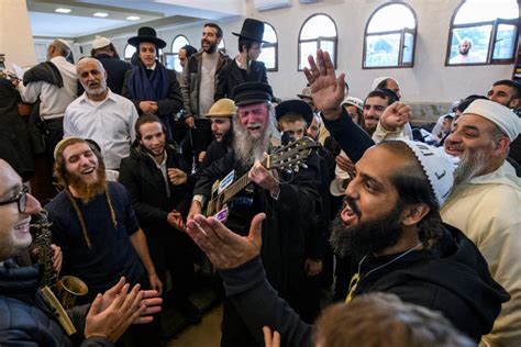 Jewish Pilgrims Gather At Holy Site In Ukraine Despite The Perils Of