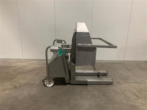 Used Equipment Mobile Dolav Bin Tipper Backsaver