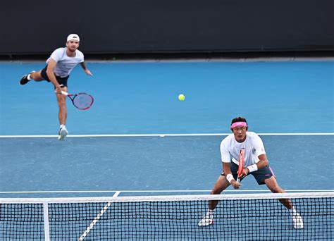Zhang And Machac Rally To Advance In Mens Doubles At Australian Open Cgtn