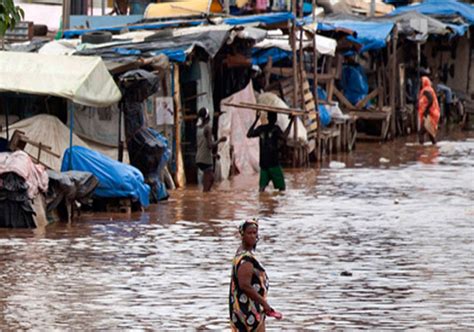 Nigeria Floods Displace 4000 People India Tv