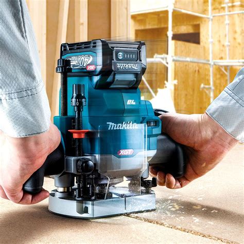 Makita Rp001g 40v Max Xgt Brushless 12 Router Skin Only
