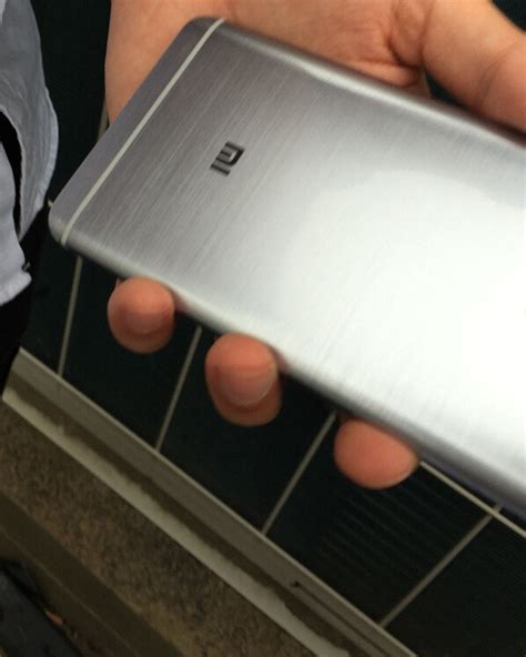 Leaked Images Of The Redmi Pro Reveal Brushed Metal Body Gizmochina