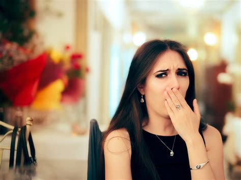 男性とレストランに行ったら、【マナーがわかっていない人】だった！相手も自分も「恥をかかない」ためには、どうすればいい⁉｜otona Salone