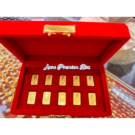 กล่องใส่ทองคำแท่ง 1 บาท ️ช่อง 17 X3 Cm ️กล่องไม้หุ้มกำมะหยี่ขนนุ่ม‼️