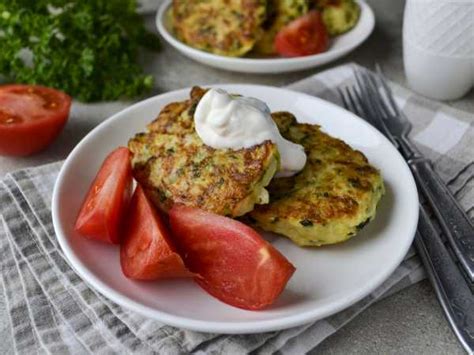 Капустные котлеты с манкой и яйцом — рецепт с фото пошагово