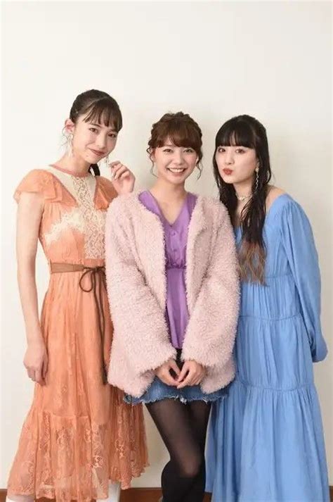 （左から）井桁弘恵さん、川津明日香さん、鶴嶋乃愛さん Celebs Fashion Kamen Rider Zero One
