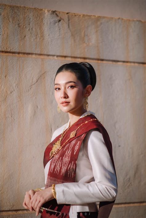 สวยพิฆาต “เบลล่า ราณี” ในชุดนางรำภาคอีสาน