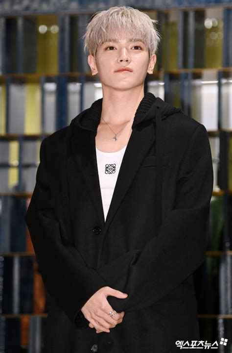 Nct 태용 서있기만 해도 멋지네 엑s Hd포토