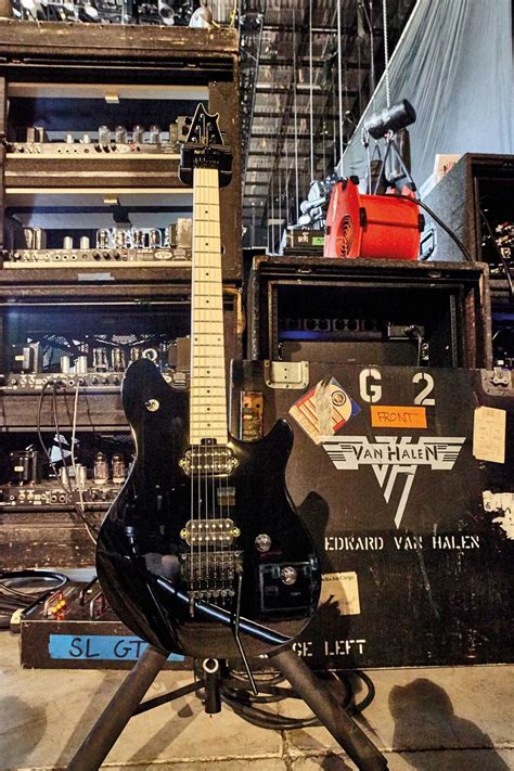 Eddie Van Halens Guitar Rig At Van Halens Final Shows Guitar World