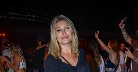 Antonia Fontenelle Atacou A Imperatriz Leopoldinense No Come O Do Ano Purepeople