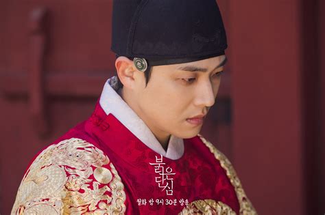 Kbs Drama On Twitter 이태vs 최가연 팽팽한 신경전⚡️ 말에 뼈가 묻어 있는 두 사람의 대화 궁중 핏빛