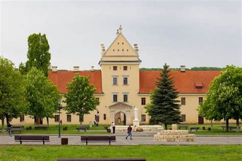 Жовківський Замок - Переворот в опаленні - BILUXПереворот в опаленні ...