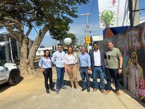 Prefeita Sheila Lemos visita Cidade da Festa antes do início do FIB