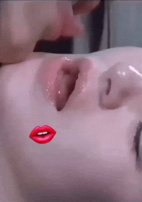 Where Can I Find This Lesbian Kissing Full Video April B Ellen F