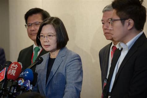 卡神養網軍 蔡英文：必要行動防止錯假訊息 要聞 工商時報