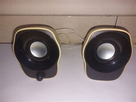 Logitech Z Compact Stereo Usb Powered Speakers Audio Soundbars Speakers Amplifiers On