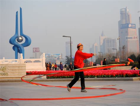 【谁持彩练当空舞摄影图片】泉城广场纪实摄影太平洋电脑网摄影部落