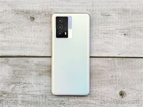 Vivo Iqoo Z5 Hands On Review Tests