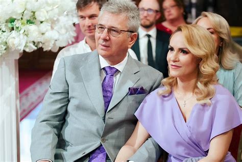 Fiul cel mare al Gabrielei Firea a făcut nuntă secretă la Palatul