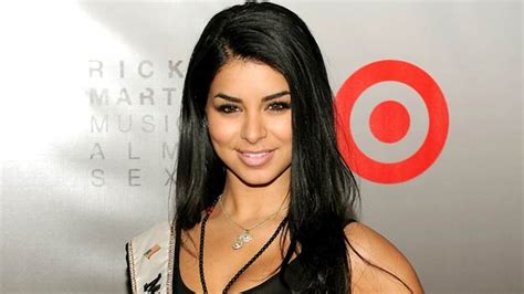 Former Miss Usa Rima Fakih Arrested On Dui Charge Entertainment Tonight