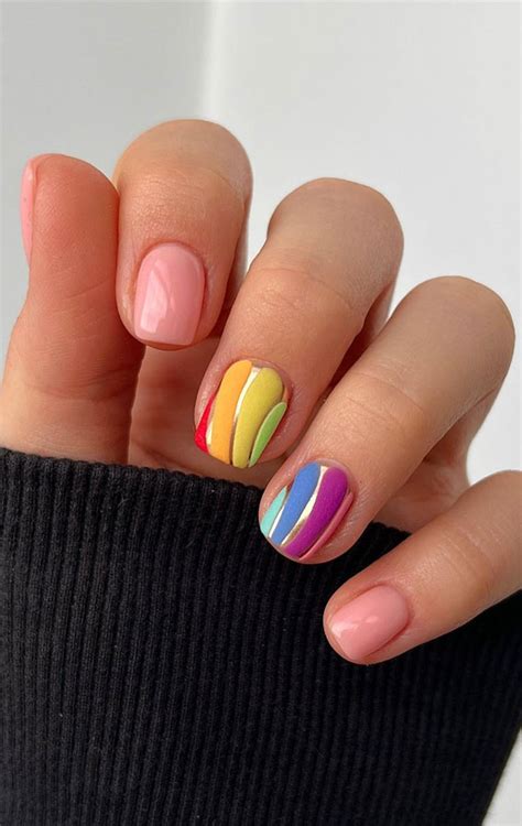 Summer Nails 2025 French Tip Isabella Santos