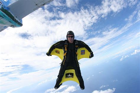 Wingsuit Wallpapers Top Free Wingsuit Backgrounds WallpaperAccess