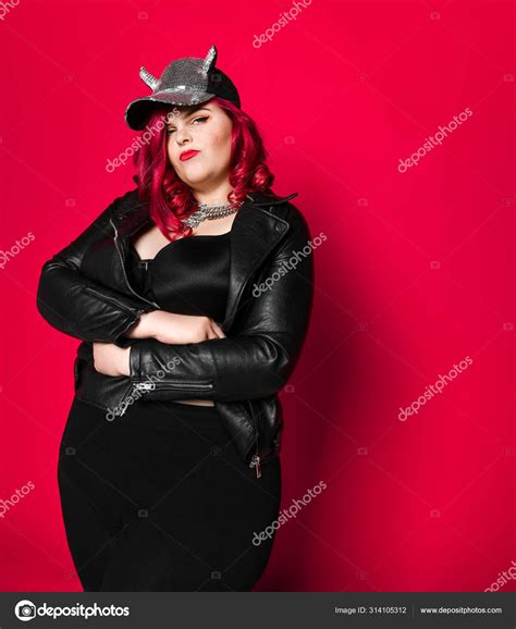 Portrait Of A Beautiful Sexy Woman In Black Leather Jacket Stock Photo By Ddkolos Gmail