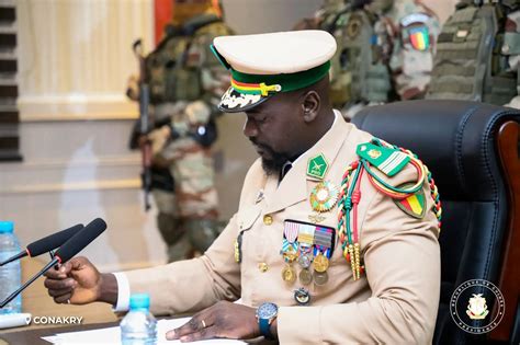 Guinée Le Cnt Annonce Une Nouvelle Constitution Benin Web Tv