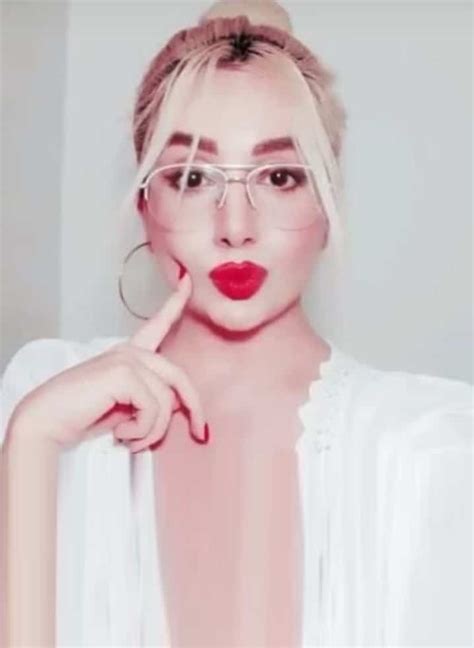 Guilda Khalife Iranian Illustrator And Cartoonist