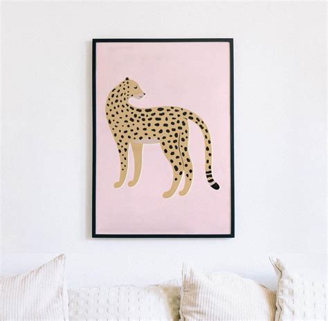 Pink Minimalist Cheetah Poster — Hypesheriff Europe