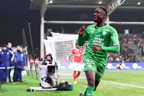 Nîmes Olympique Asse Les Verts Peuvent Enfin Respirer Sportfr