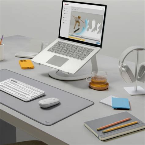 Pebble Mouse 2 M350s Bluetooth Slim Portable Logitech