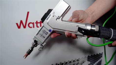 Ръчен лазерен заваръчен апарат Wattsan Welding 3 в 1 Х2000 купуват от