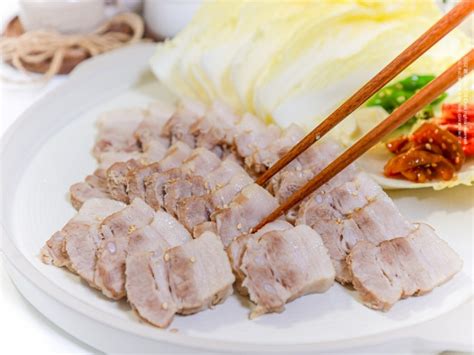 냉동삼겹살 수육 맛있게 삶는법 고기반찬 삼겹살보쌈 통삼겹살요리 네이버 블로그