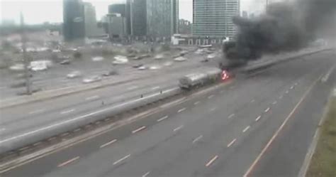 Eastbound Hwy 401 At Leslie Street Fully Reopens After Tanker Truck