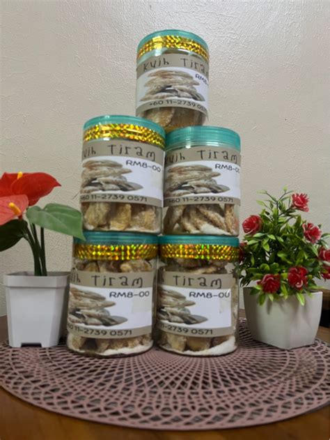 Kuih Tiram Lidah Buaya Food Drinks Homemade Bakes On Carousell