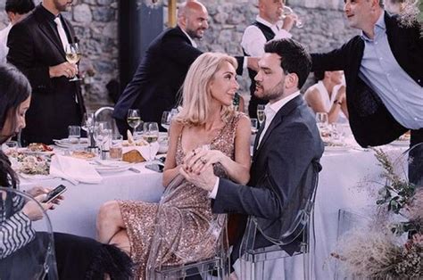 ნინო ელიავა საცურაო კოსტუმში მოდის ბლოგერი სარდინიაზე ისვენებს ფოტო