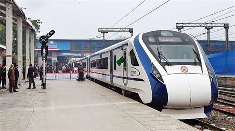 Vande Bharat Express Hyderabad To Vijayawada Ticket Price Timings