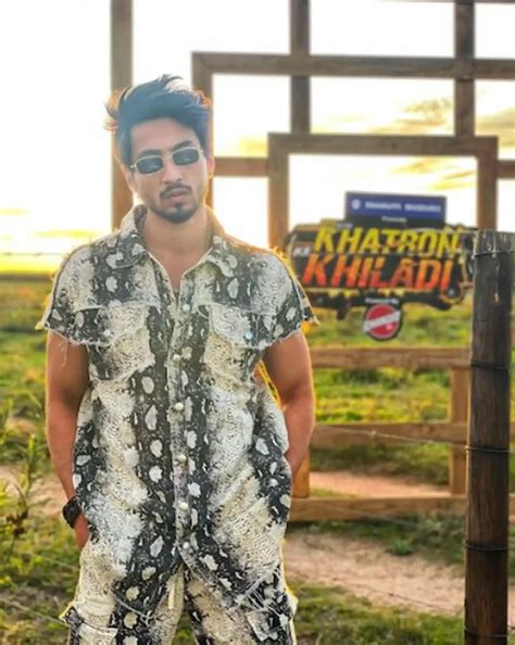 Faisal Shaikh फैसल शेख मिस्टर फैजू की उम्र गर्लफ्रेंड पत्नी कमाई