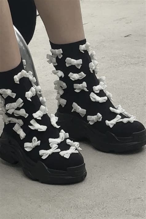 ribbon knit socks boots