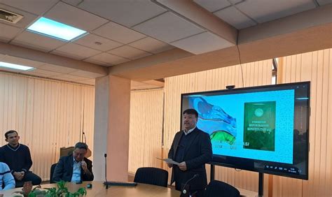 8 декабря День Конституции Республики Узбекистан